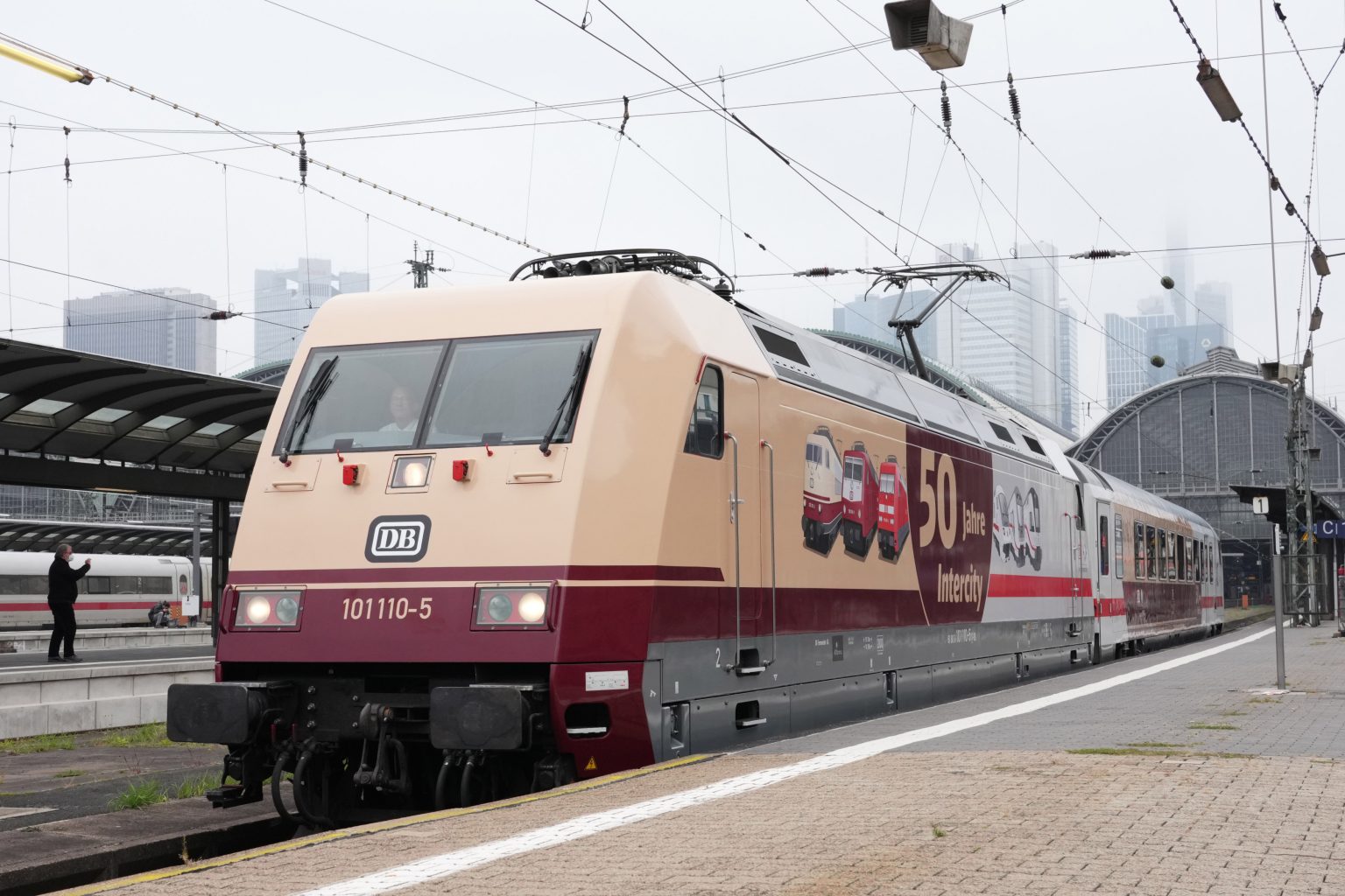 50 Jahre Intercity-Geschichte auf einer Lok – MIST1